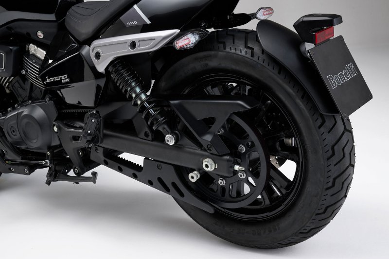 Leoncino BOBBER 400 E5+